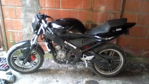 TZR street black - Mecacustom